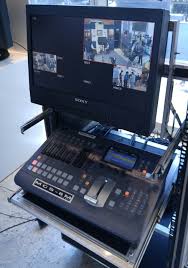 Bàn kỹ xảo Sony MCS-8M